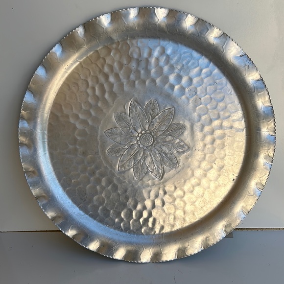Dining | Large Round Aluminum Serving Tray Hand Forged 17 Inches | Poshmark